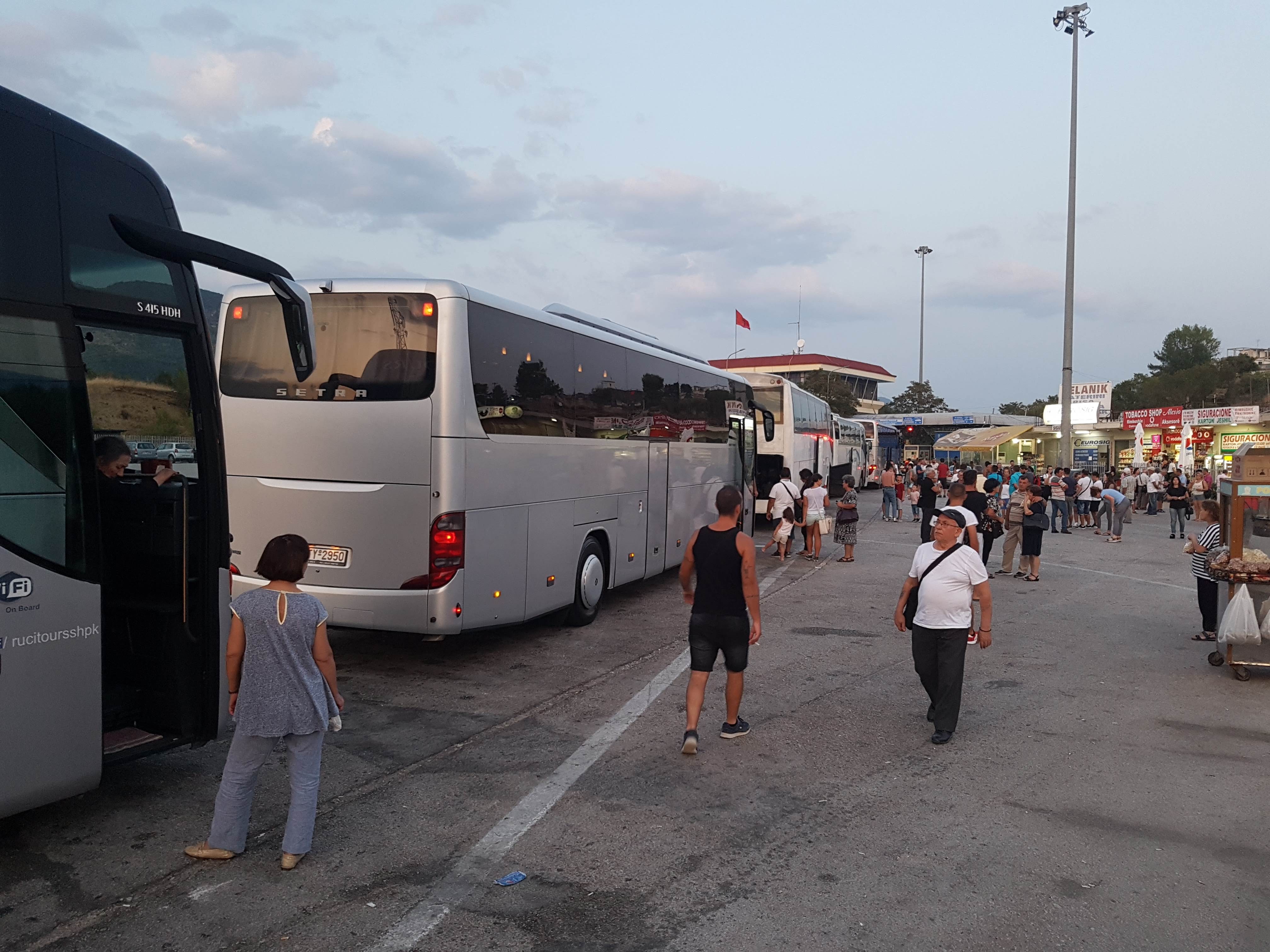Balkan Buses – Wandering Boomers
